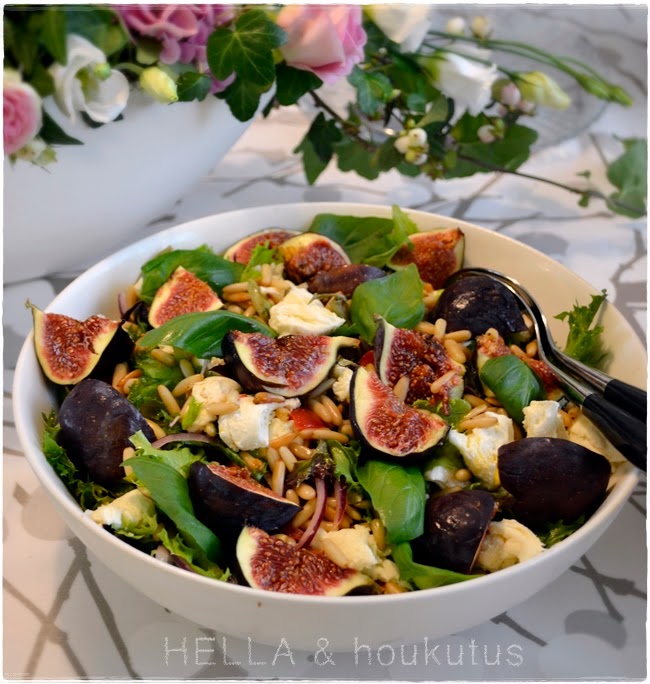 Hella & houkutus: Viikuna-mozzarellasalaatti