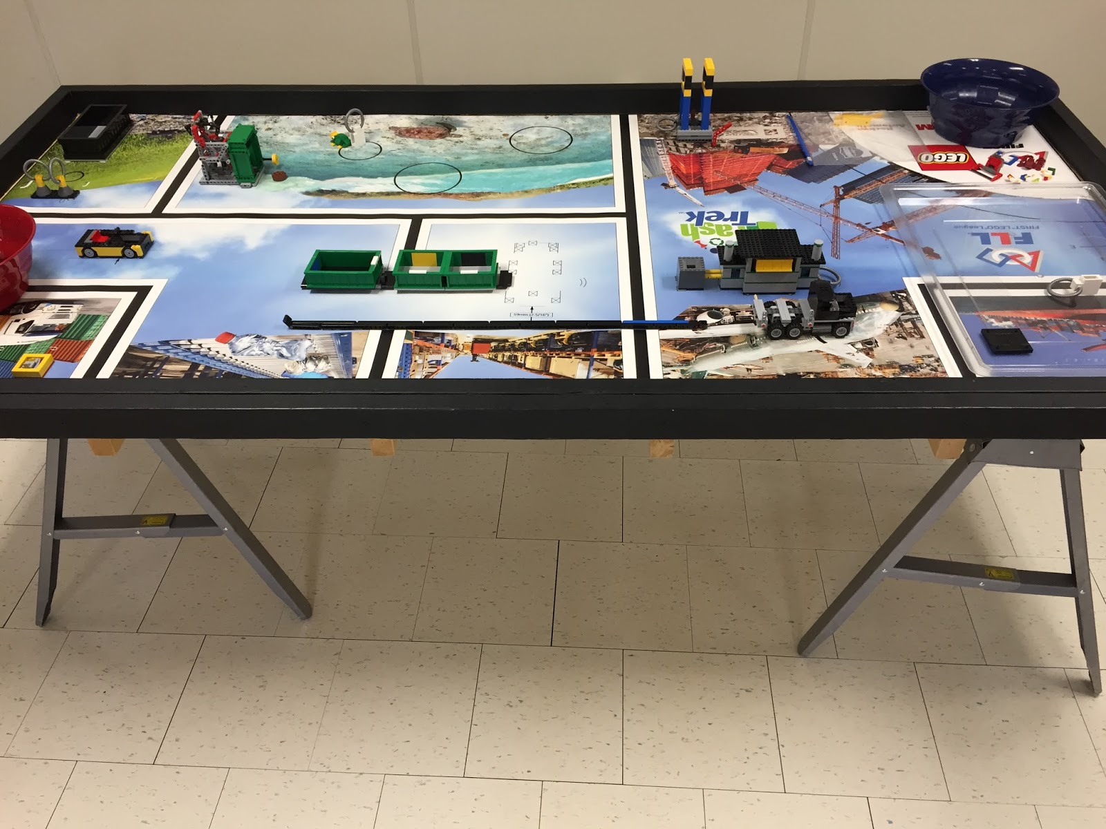 Vance Panthers First Lego League : Trash Trek Table Set-Up