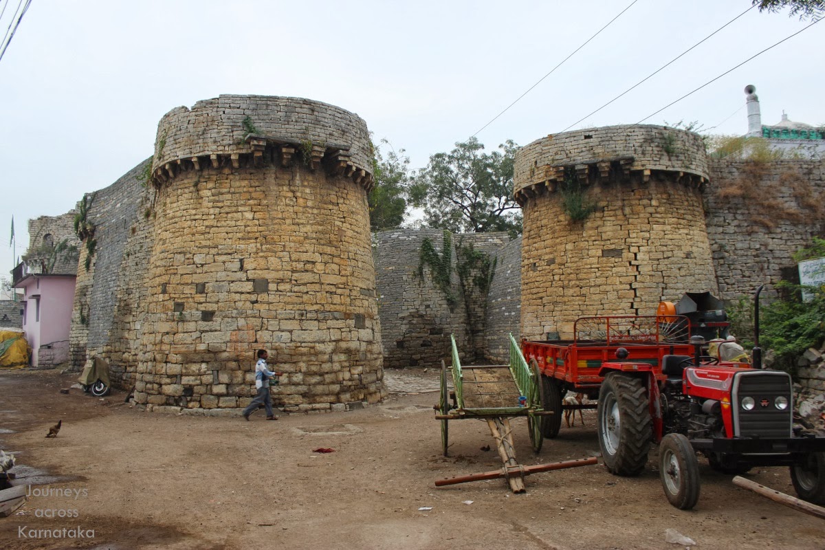 Journeys across Karnataka: Fort Malkhed ~ Manyakheta
