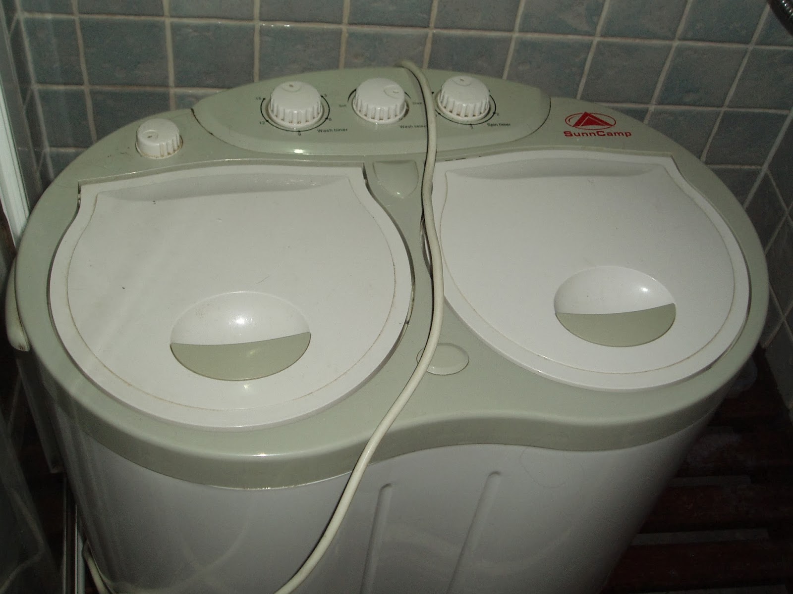 Frugality in the U.S.: An Irish Washer Woman