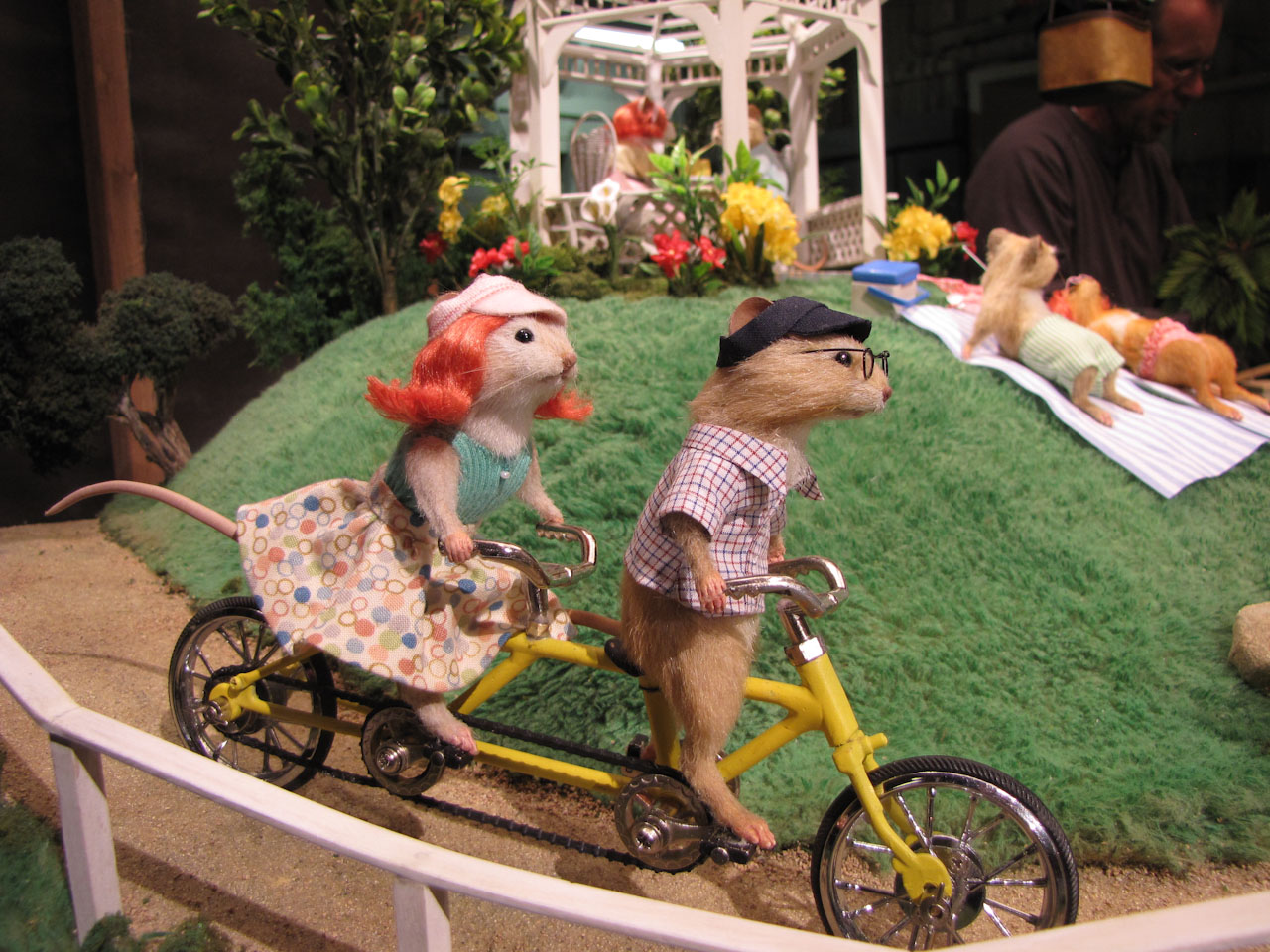 Susan's Mini Homes: Mouse miniatures - Fool on the HIll