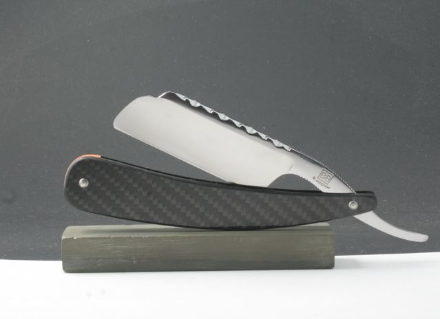 A Razors Tale: Custom Straight Razors