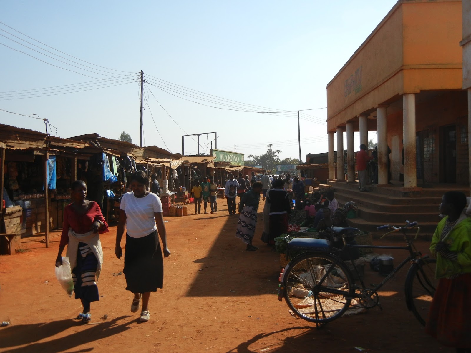 Leo in Malawi: Ekwendeni (20 km from Mzuzu)