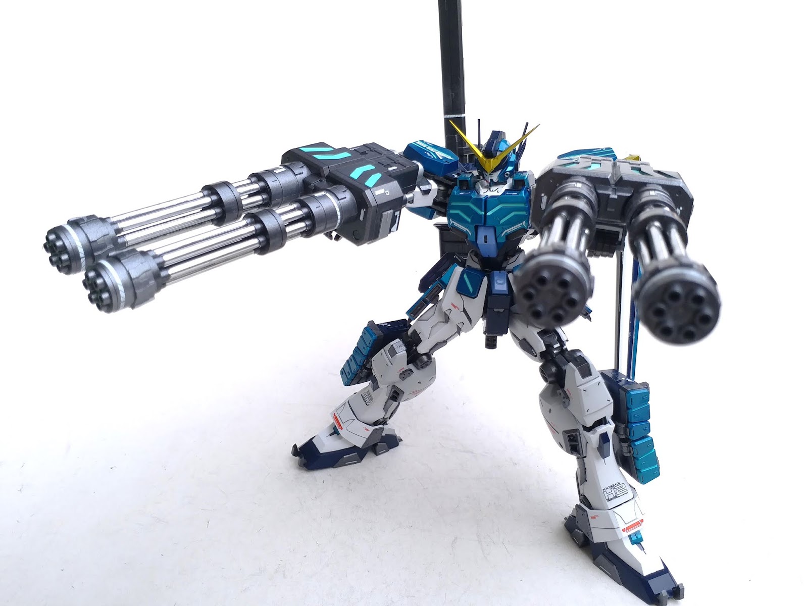 Custom Build: SN 1/100 Gundam Heavyarms Custom EW