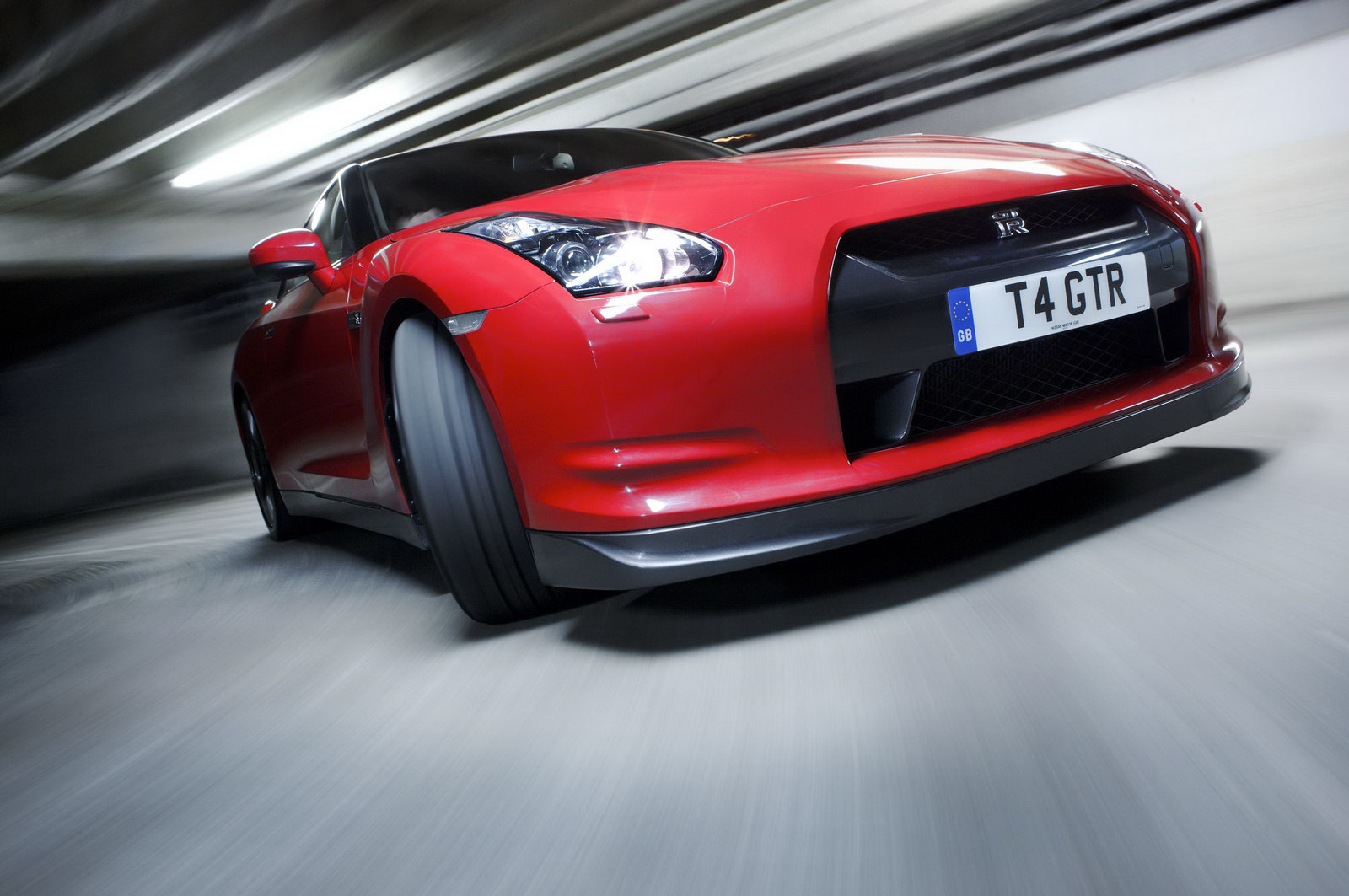 G3 designs: Nissan GT-R Completed With Godzila Machine