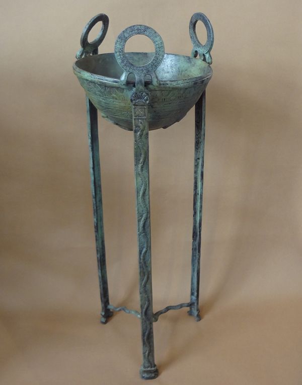 My Little Occult Shop: THE GOLDEN TRIPOD