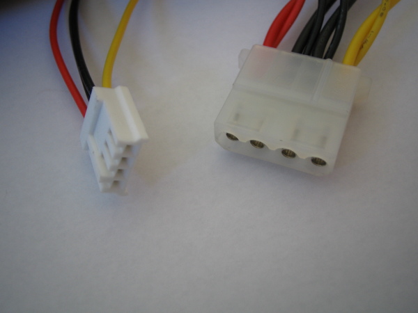 las 100 partes del hardware de la computadora: CONECTOR BERG: