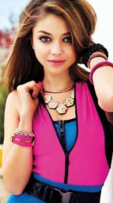 Biografia SARAH JANE HYLAND,vedeta din MODERN FAMILY