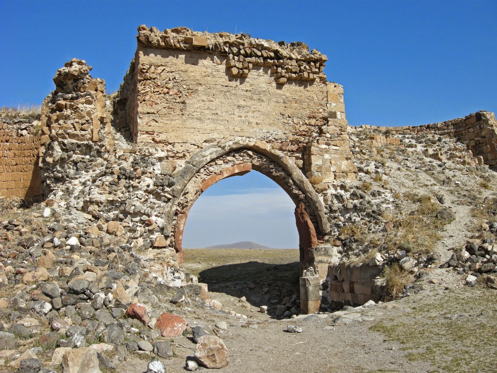 BIKE CLASSICAL: Ani: City of a 1000 Churches