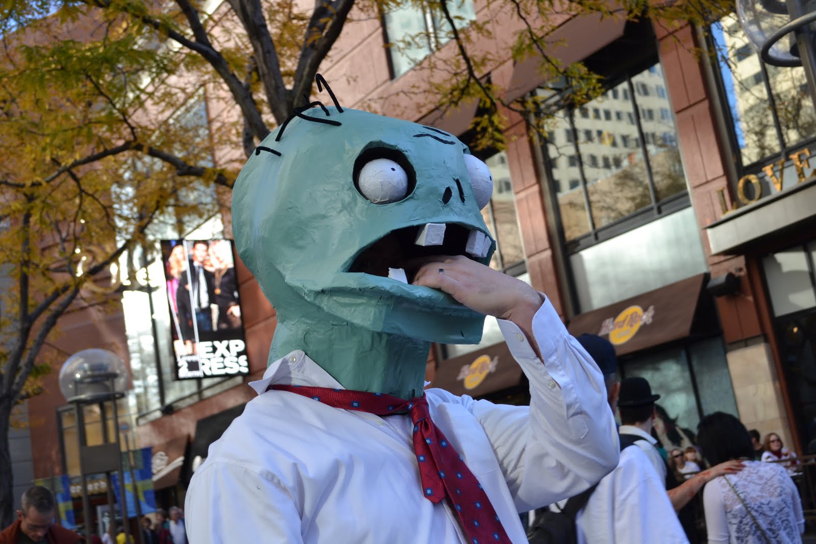 aun the mountain: Denver Zombie Crawl, 10/22/11