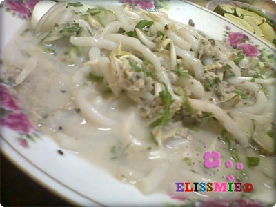 Laksa Terengganu / Laksa Kuah Lemak Putih | Aku Bukan Chef