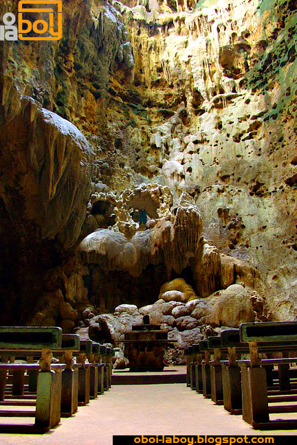 oboi laboy: Callao Cave