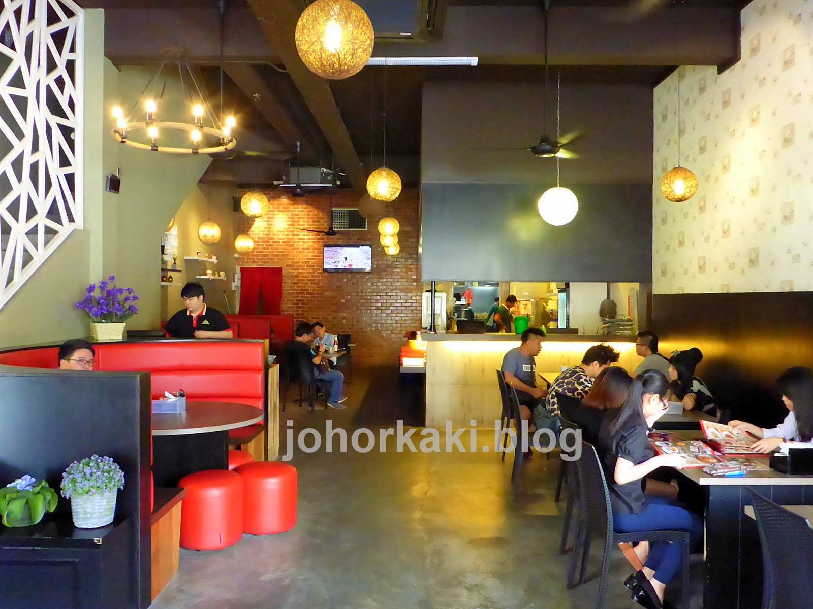 ONE TWO EAT Cafe at Sutera Utama Johor Bahru |Tony Johor Kaki Travels ...