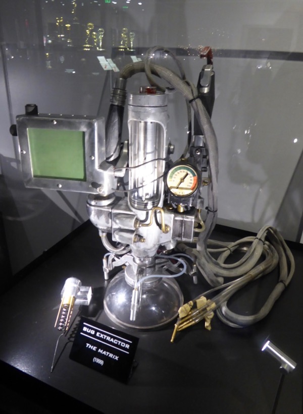 Hollywood Movie Costumes and Props: Models and props from The Matrix ...