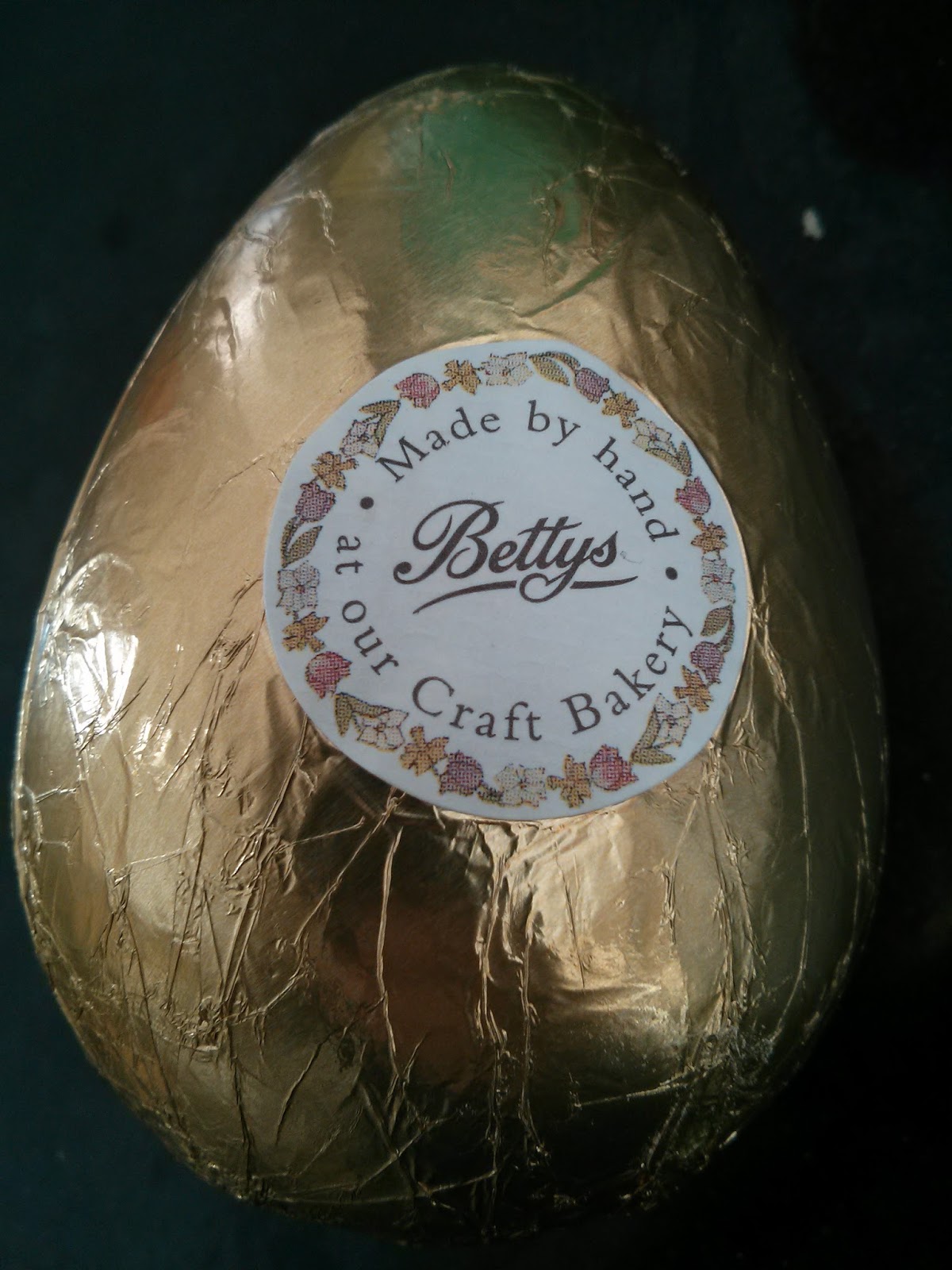 Review : Milk Chocolate Golden Goose Egg - This day I love.......