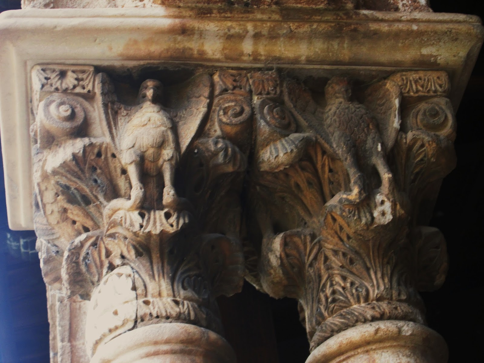 MONREALE, L'INFORMAZIONE CULTURALE: CHIOSTRO, i Capitelli