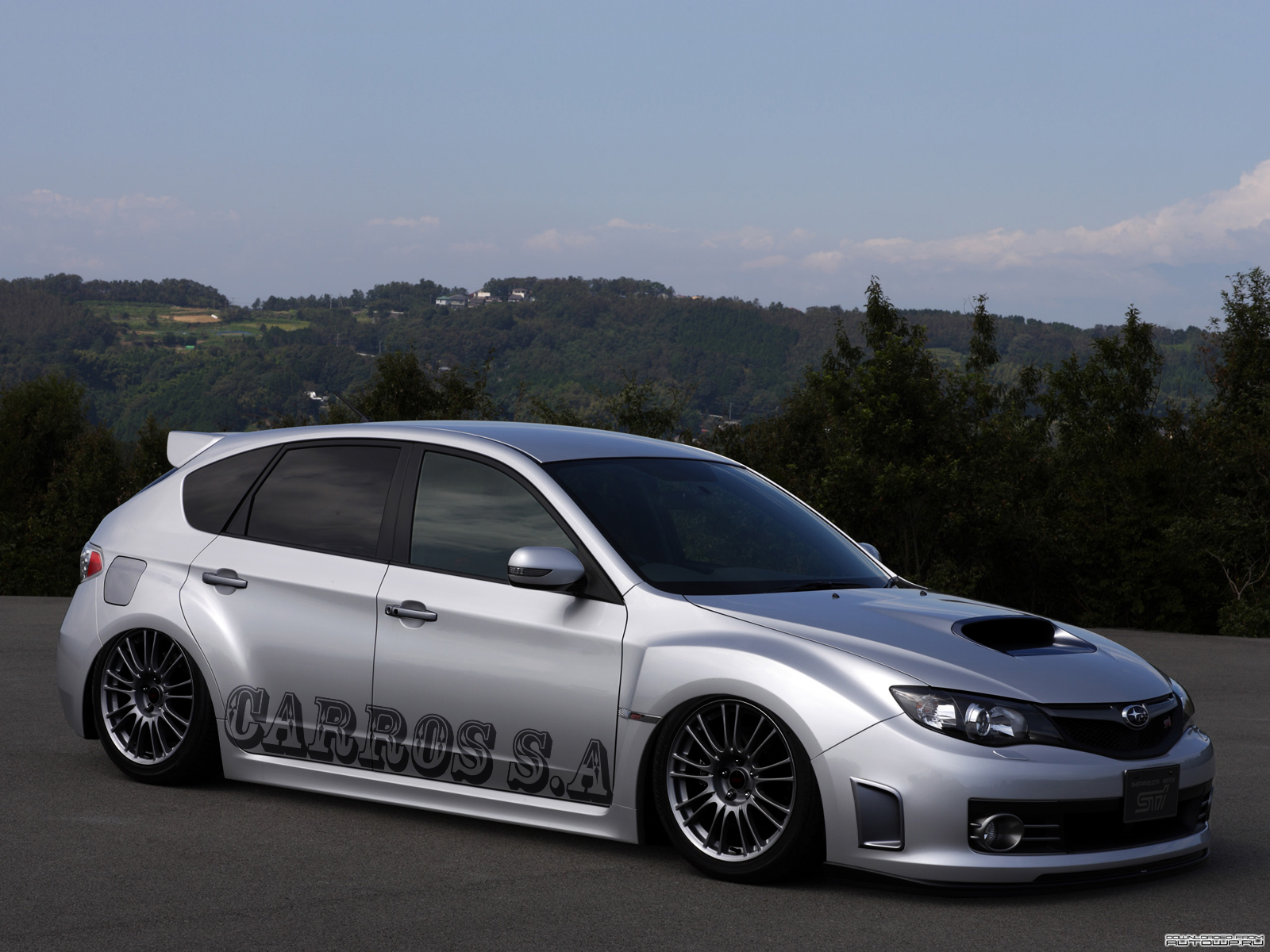 Carros S.A: Light custom Subaru Impreza
