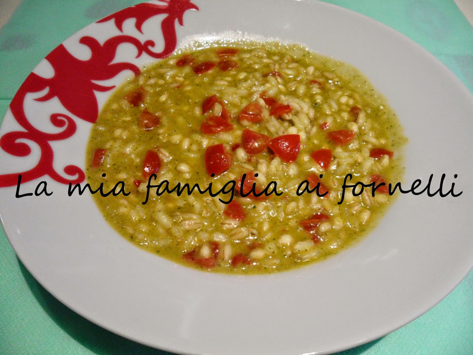 RISO E ORZO CON PESTO E POMODORINI - La mia famiglia ai fornelli
