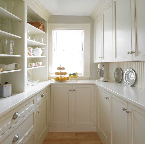 Refreshing Walk In Pantry With Window Design Ideas / Home Decor & Weddings