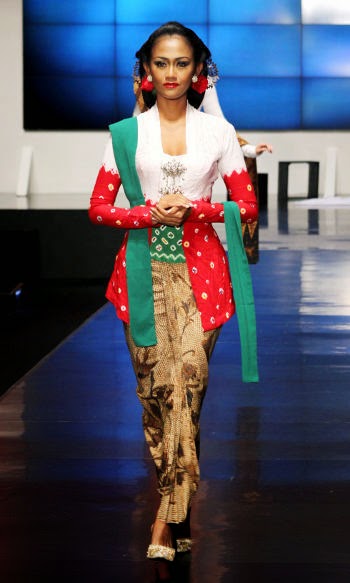 Mengenal Macam-Macam Kebaya Indonesia - Trend Busana Wanita