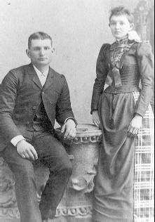 Keep Smiling: The History of Our House (1938-1944)