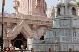 Tour India: Badagaon Jain temple India