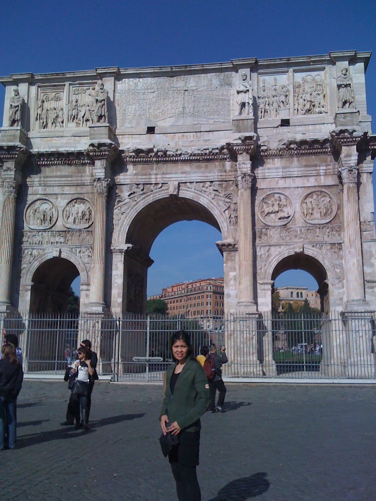Europe Travel Blog: The Arch in Rome