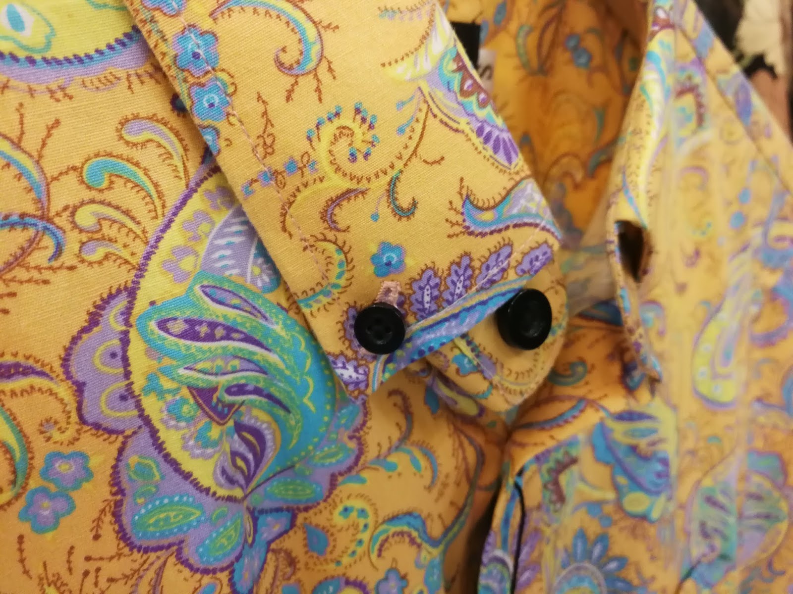 APA YANG MENARIK DENGAN KEMEJA PAK MAUN DAN KURTA BATIK AISY ASYRAF BY ...