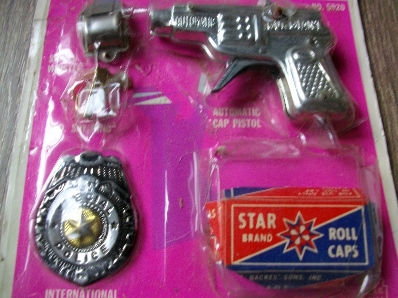 CODE NAME SPY TOY: SECRET AGENT 009 & SECRET AGENT 008