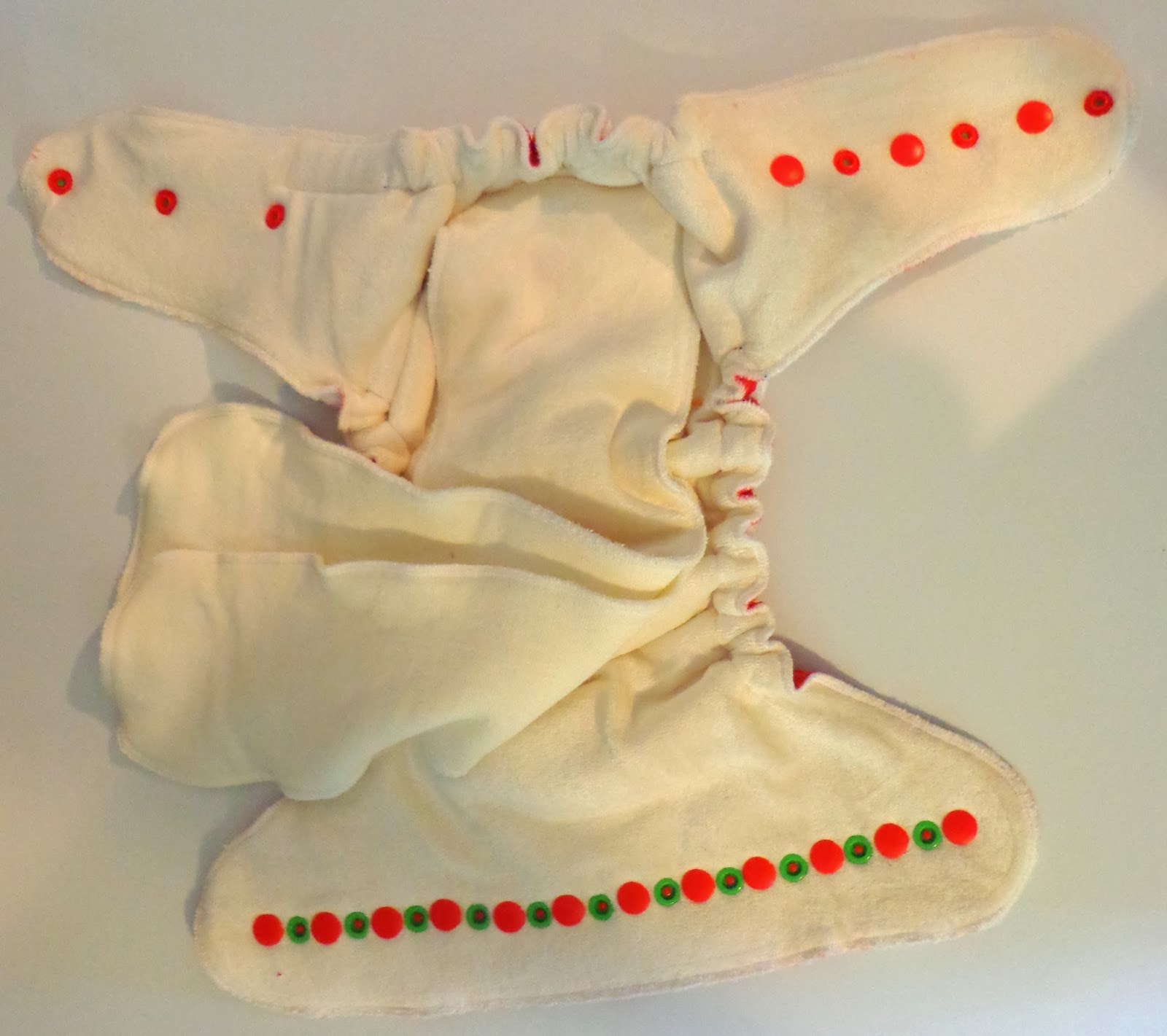 Robin Diapers: All in two diapers and hybrids