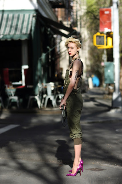 LONDONROSE: 04/01/2012 - 05/01/2012