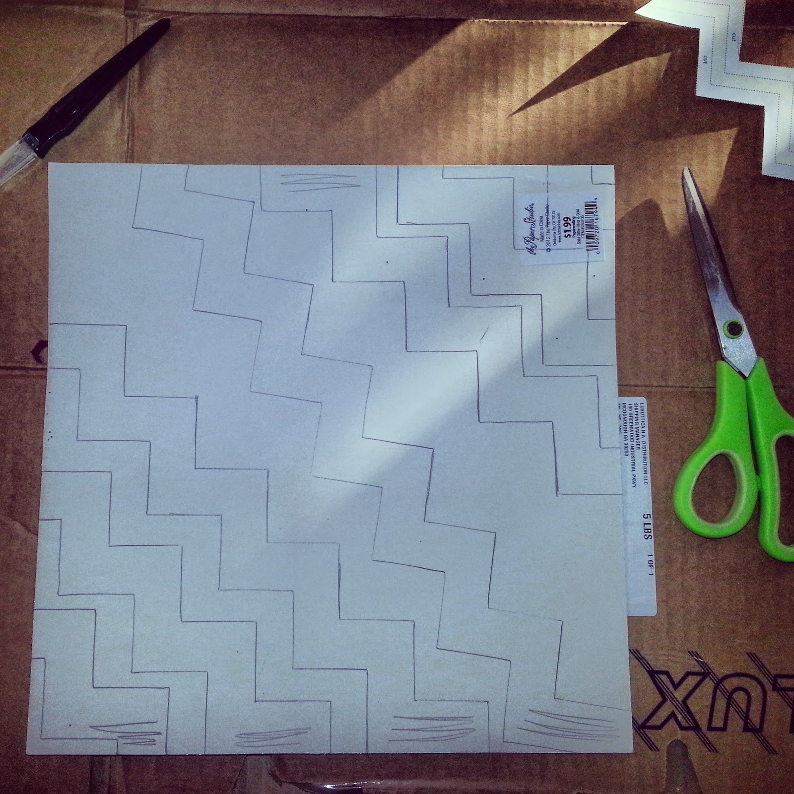 Confetti & Cocktail Parties: How To: Chevron Graduation Cap