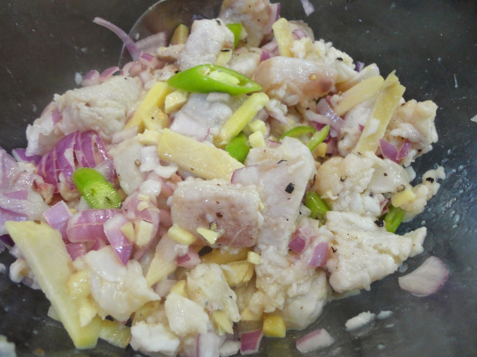 Tanguigue with Seaweeds and Calamansi Recipe - Cooking Signature