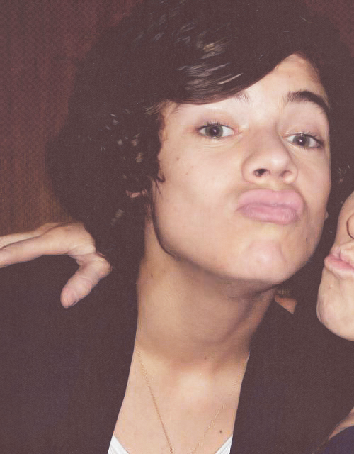 Free Images - Free Photos - Just For Fun: harry styles kissy face