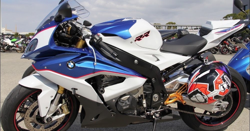 ROAD RIDER: BMW S1000RR