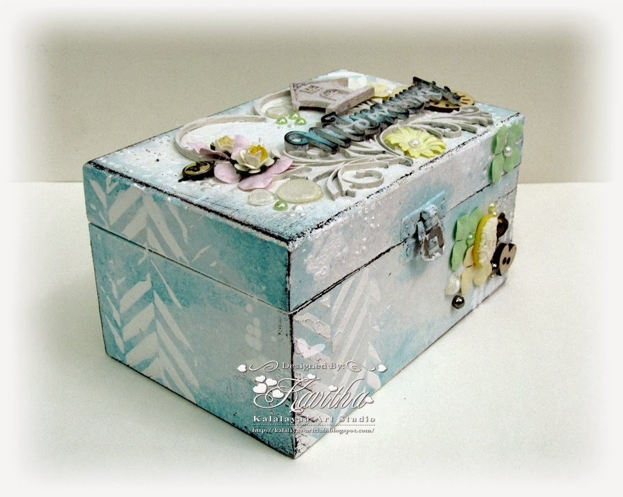 Kalalayaa's Art Stuido: MIXED MEDIA BOX WITH TAG MINI ALBUM