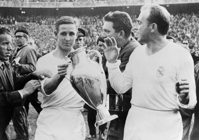 Soccer, football or whatever: Raymond Kopa: the playmaker behind ...