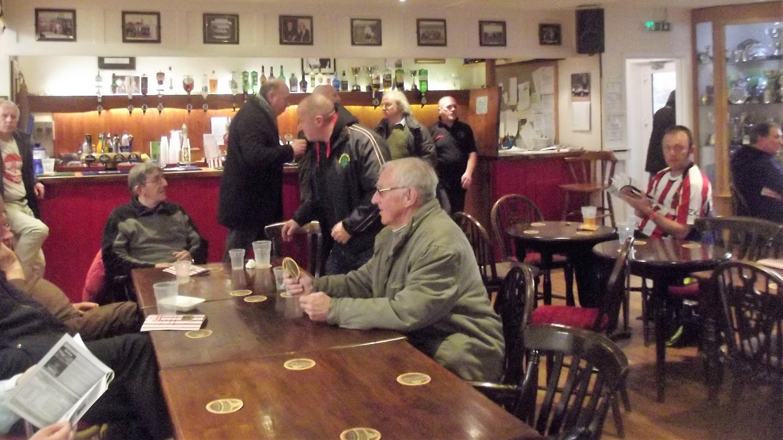 The Wycombe Wanderer: Shortwood United - Meadowbank Ground