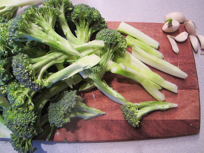 Effortnesslessly: Korean Style Broccoli