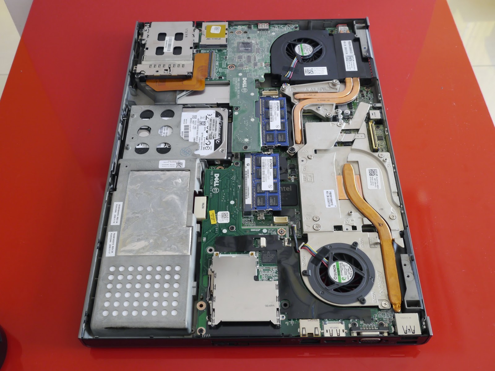 DELL Precision M6400 - мобилна работна станция с изумителни параметри ...