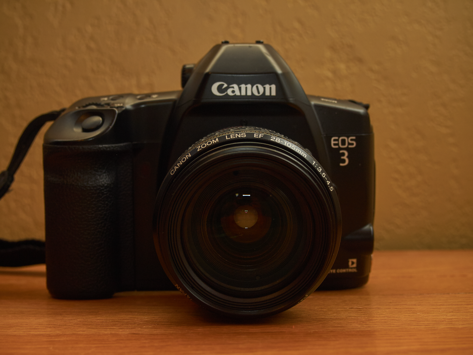 Canon EOS 3
