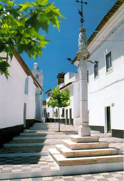 Retratos de Portugal: Sousel - Pelourinho da Vila