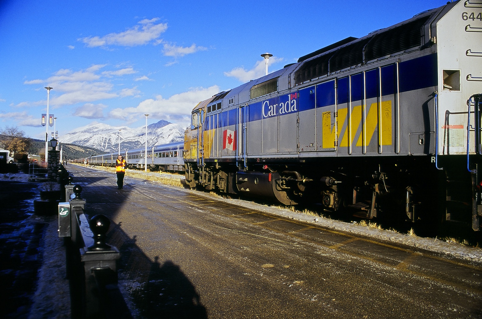 One Day in America: Vancouver to Jasper on VIA Rail, Canada