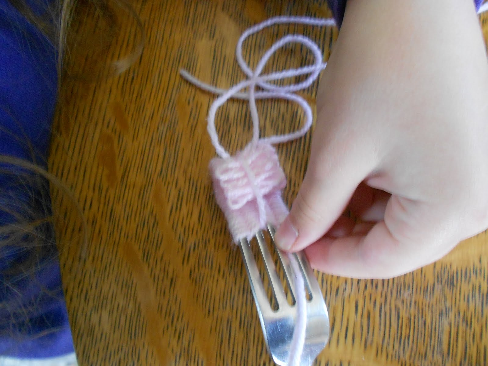 Almost Unschoolers: Fork Weaving