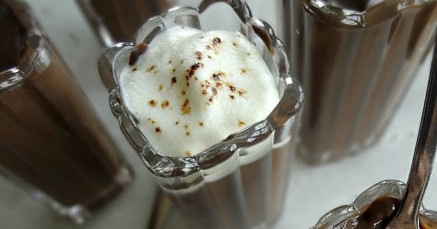 The Cooking Actress: Homemade Mocha Pudding