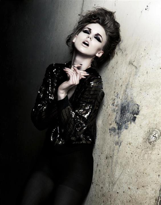 Polish Models Blog: Editorial: Magda Fiolka for Idol, September 2011