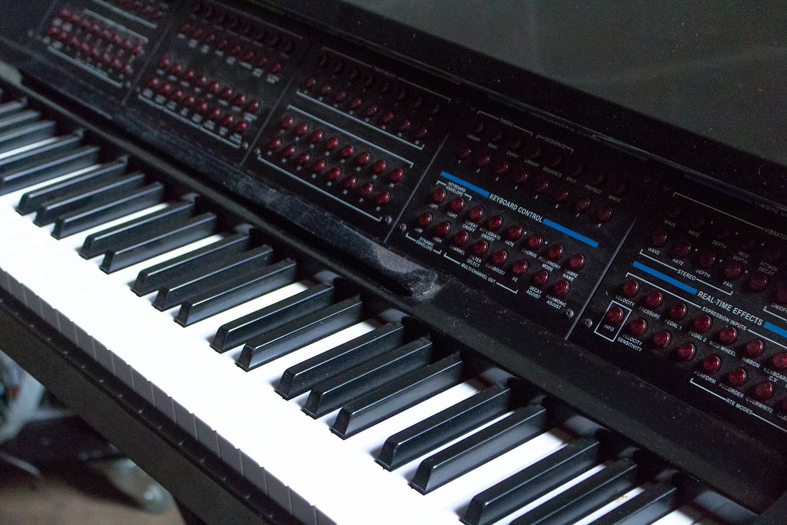 MATRIXSYNTH: Synclavier Digital Audio System with 2 Keyboards and ...