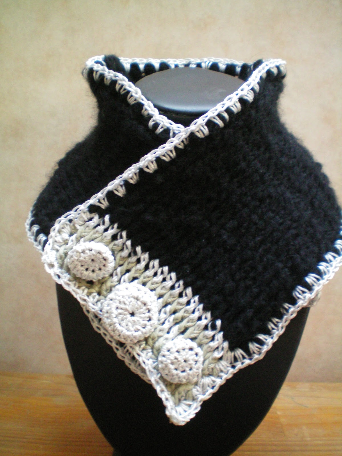 Les ré-créations de sofi: Cache-col au crochet