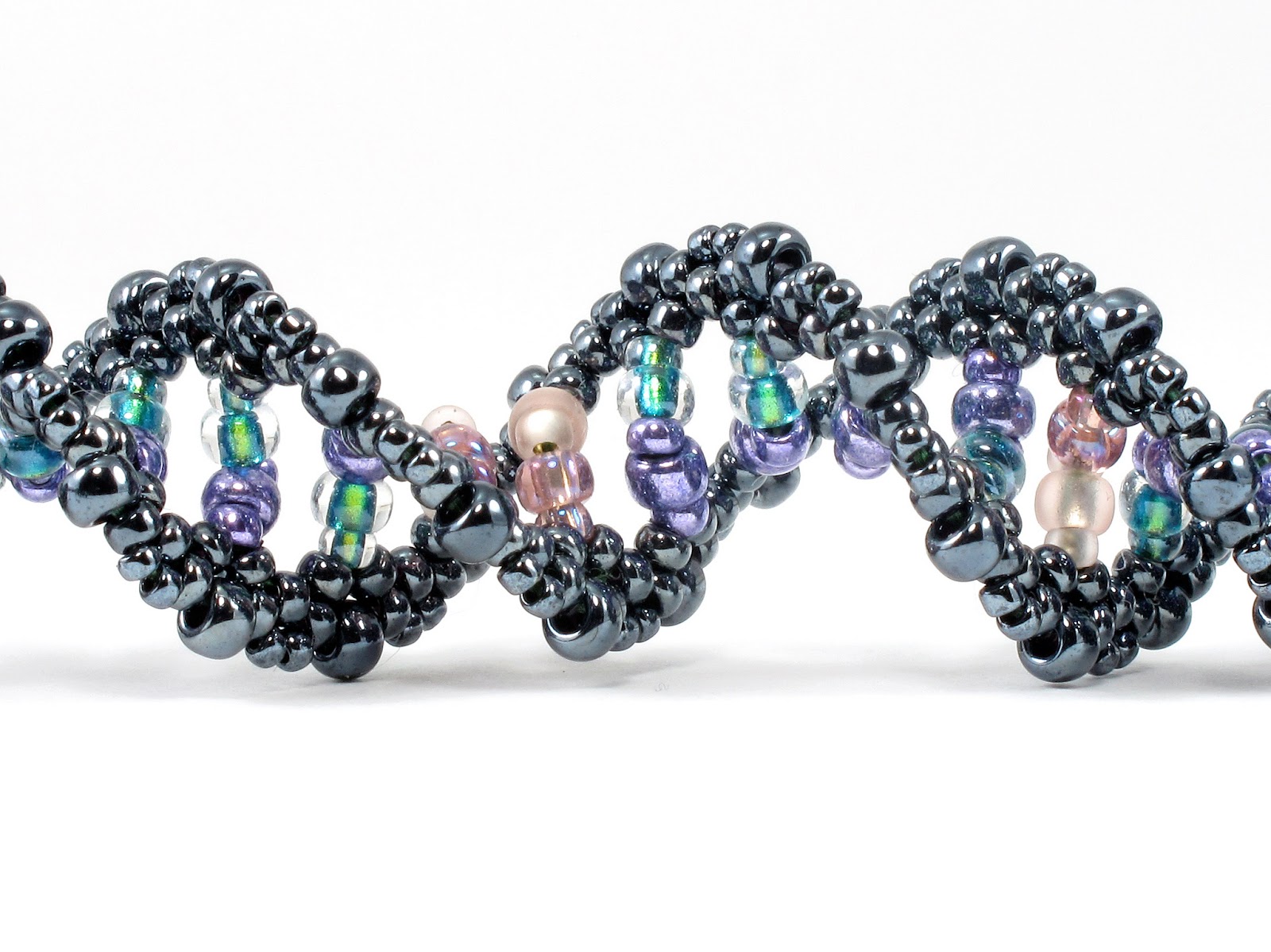 Bead Origami: Beaded DNA Experiments: Major and Minor Grooves