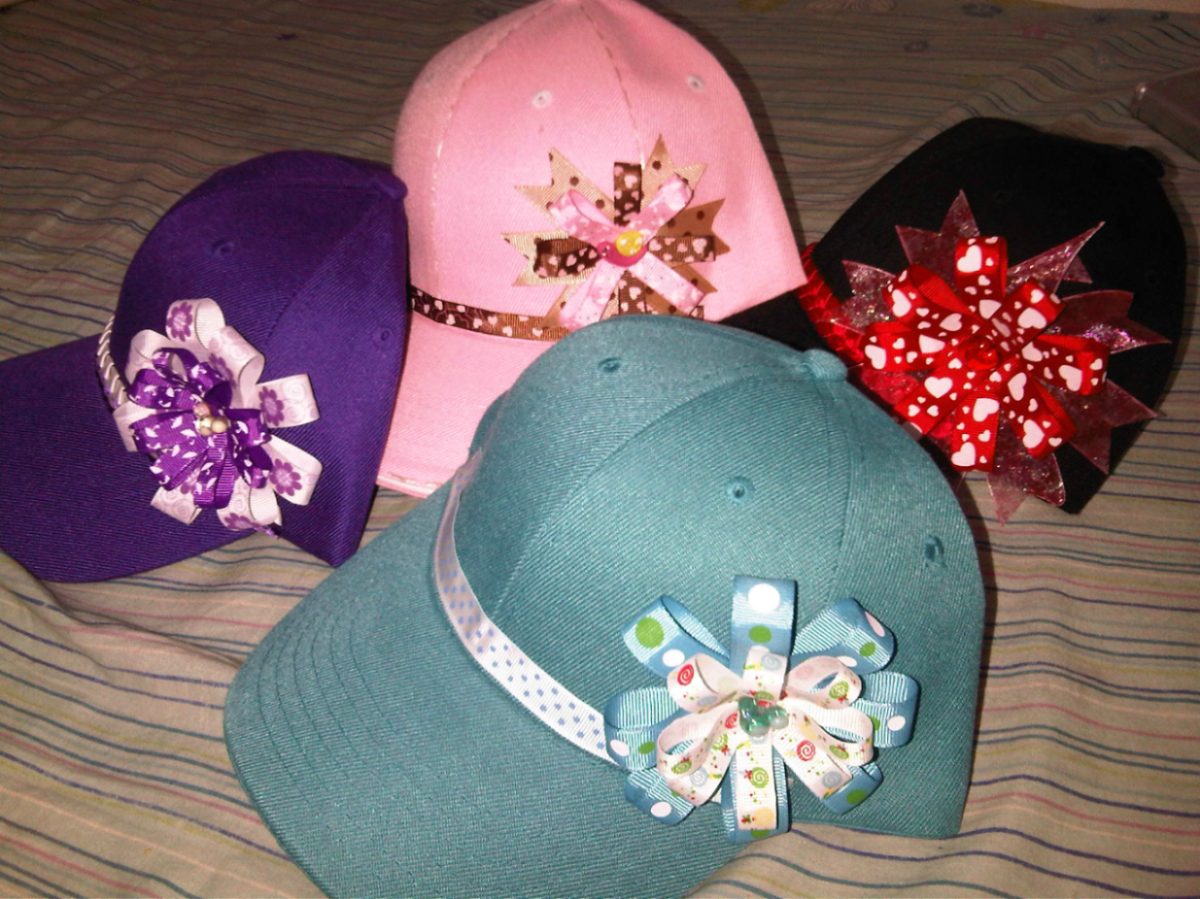 Gorras decoradas con lazos - Imagui
